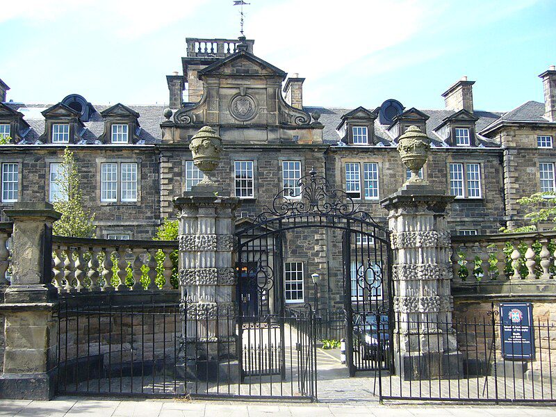 The Royal Infirmary of Edinburgh: A Hospital That Has Seen Centuries of ...